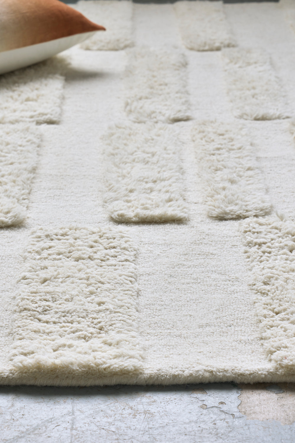 Watamu Wool Tufted Rug Cream | French Connection UK