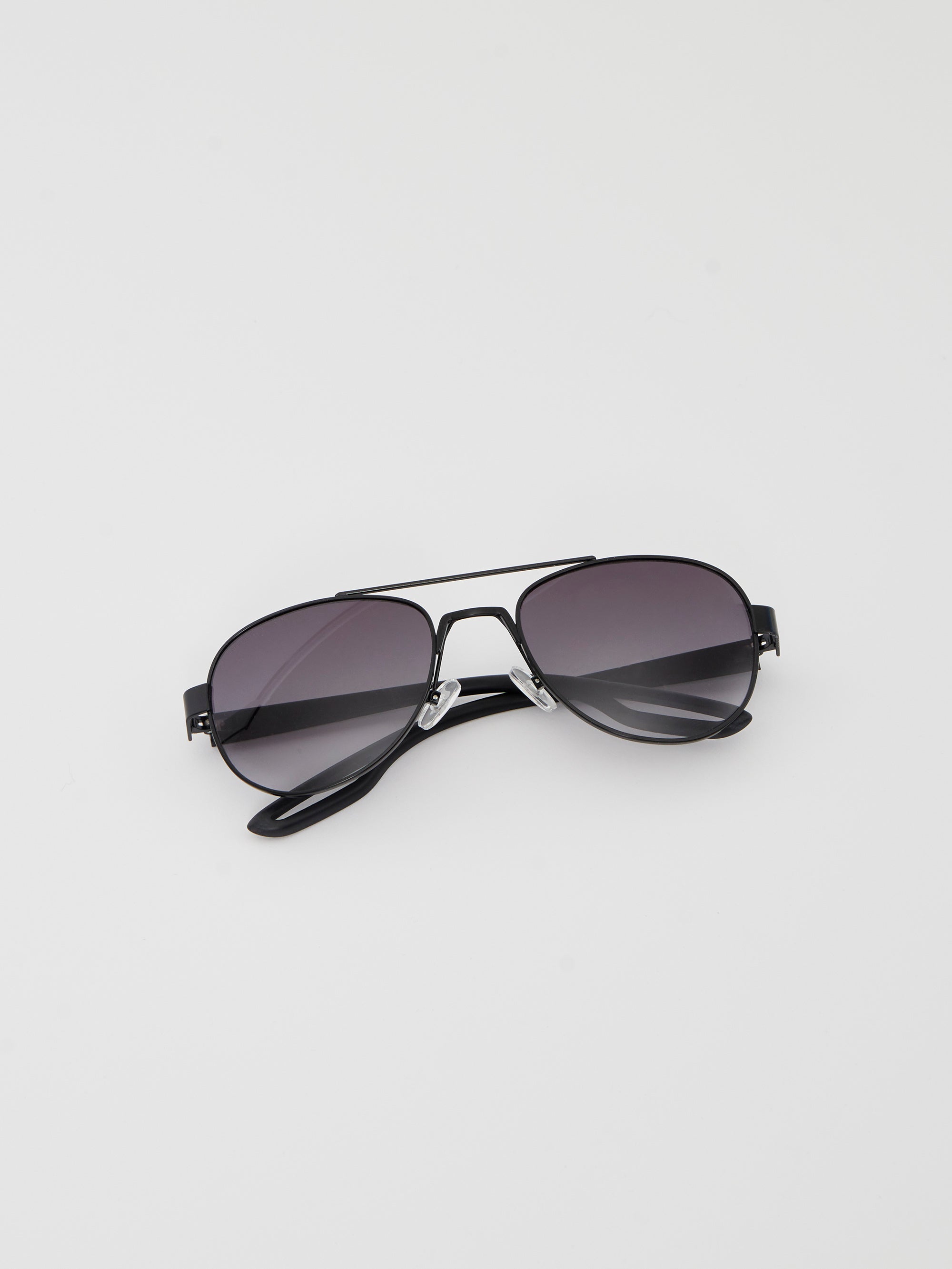 Metal D-Frame Sunglasses Black | French Connection UK